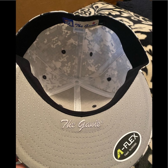 The Game | Accessories | Fitted Digital Camo Flex Fit Hat With Emblem ...